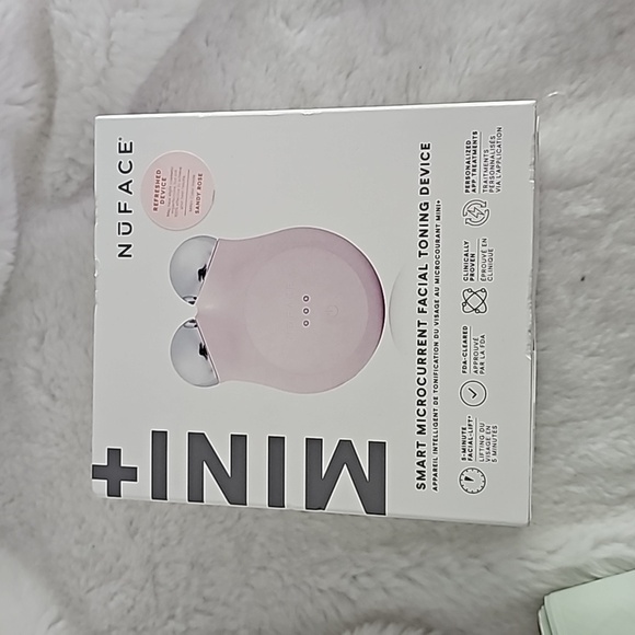 NuFace | Skincare | Nuface Mini Starter Kitset | Poshmark